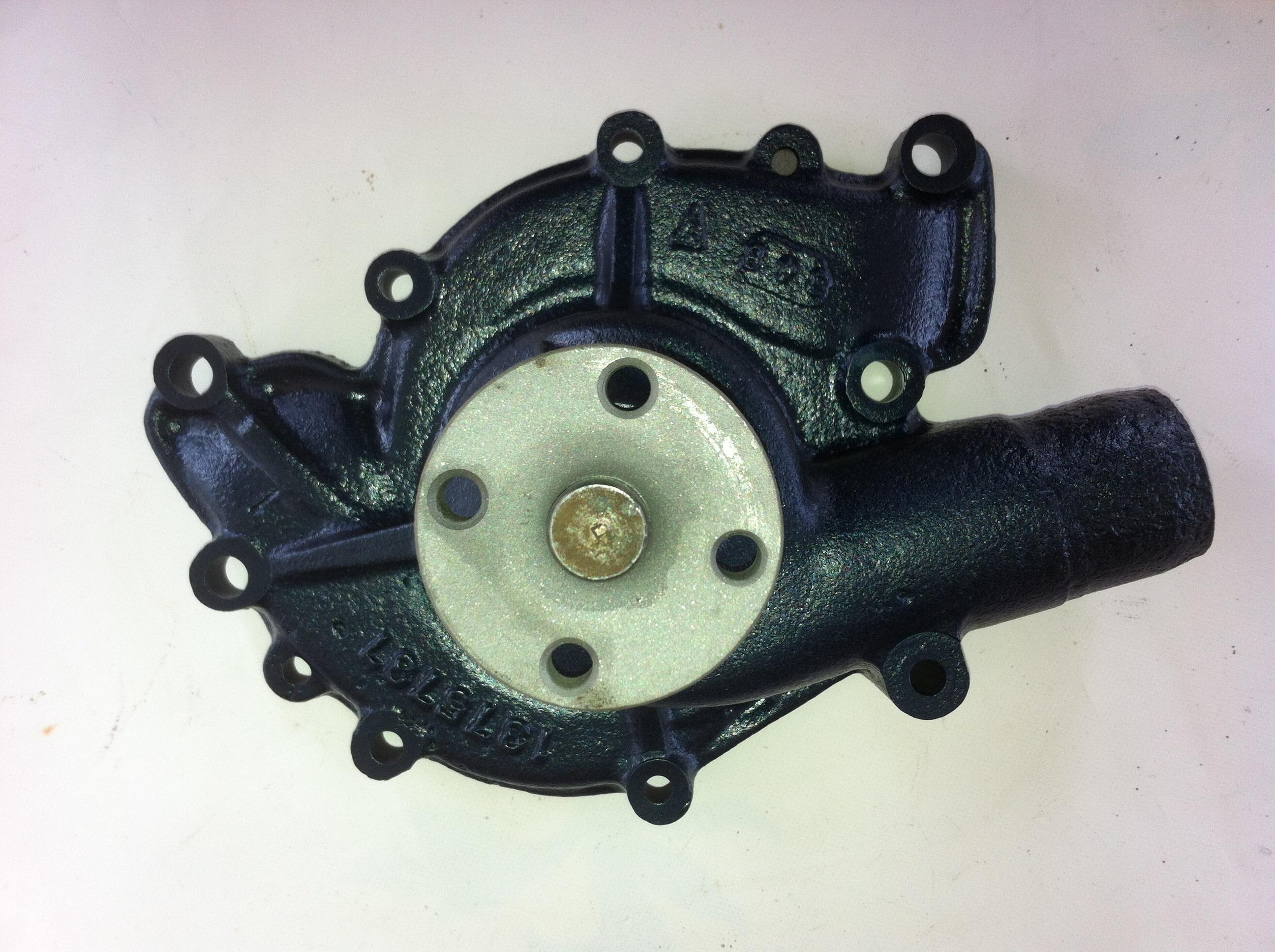 Pompe à eau OMC OMC V6 155CV