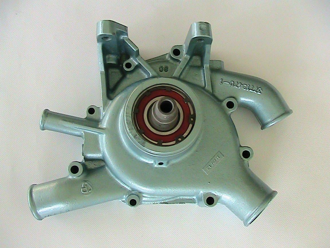 Pompe à eau PERKINS.MASSEY PERKINS V8.510, V8.540. U5MW0134 moteur V8 ...