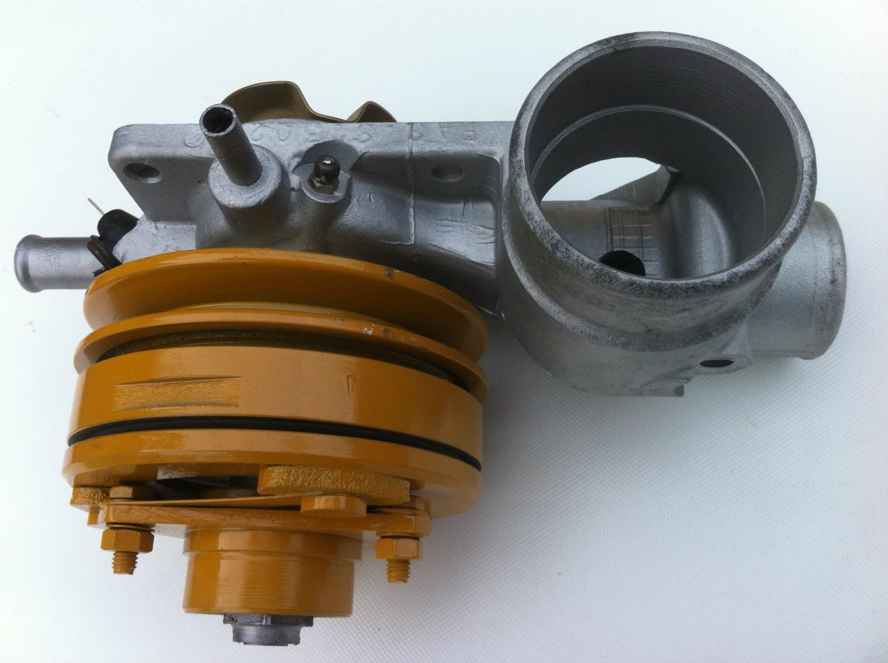 Pompe à eau PEUGEOT PEUGEOT 403 DEBRAYABLE AVEC POULIE ET CHARBON